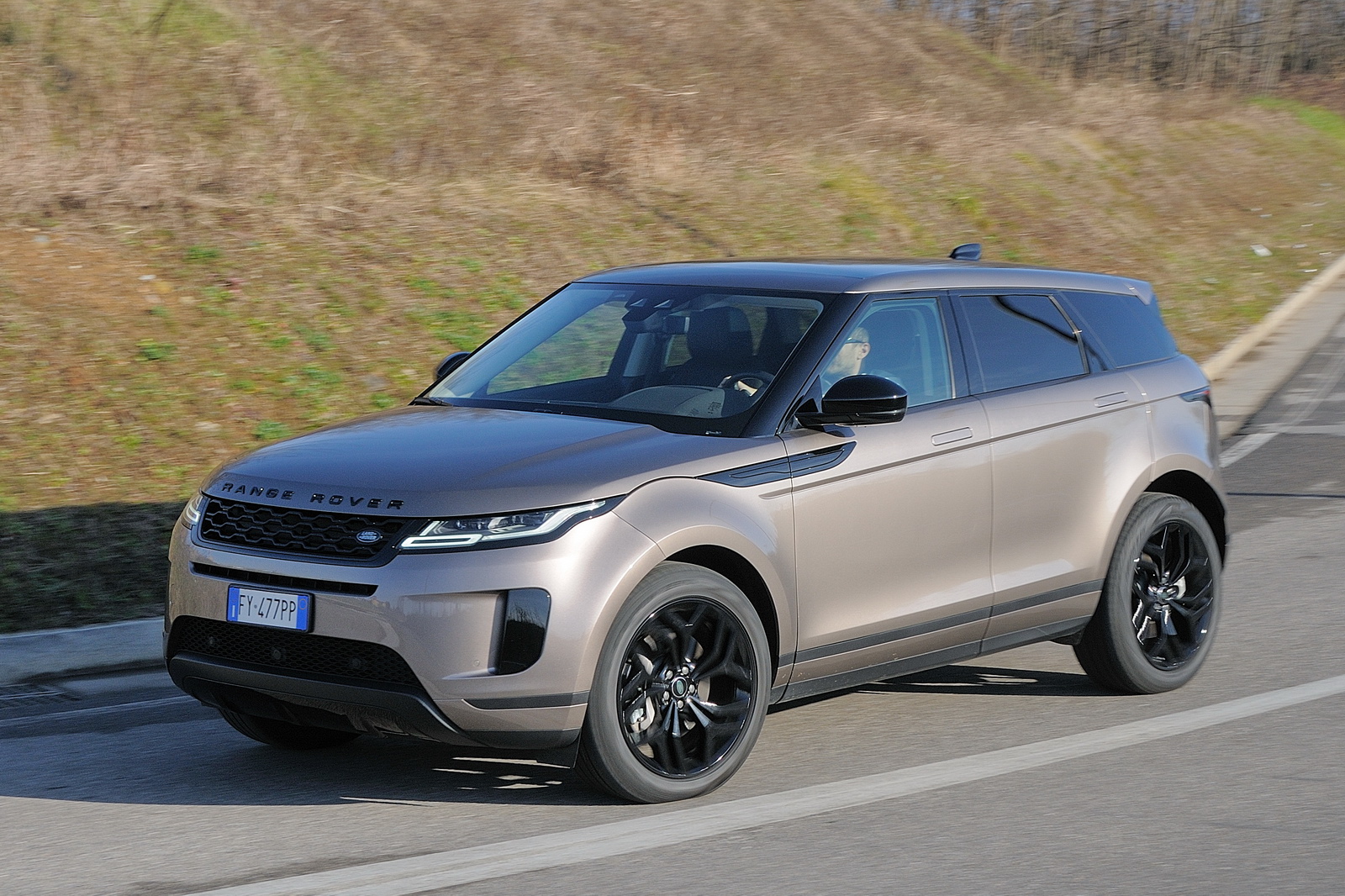 Range Rover Evoque usata: pregi e difetti - alVolante.it