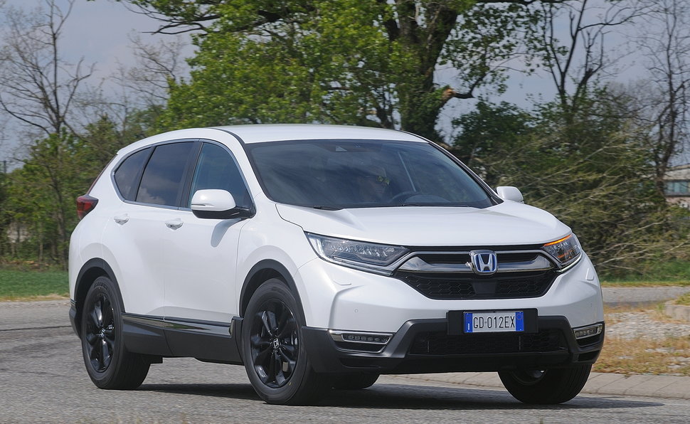 Prova Honda CR V scheda tecnica opinioni e dimensioni 2.0 Hev Sport Line Navi alVolante