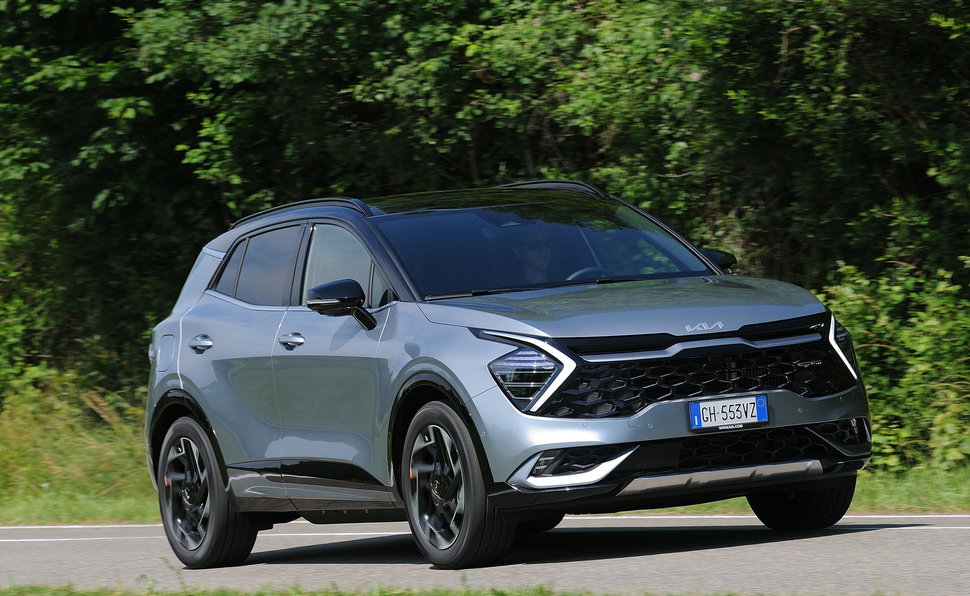 Prova Kia Sportage scheda tecnica, recensioni, opinioni e dimensioni 1.6 T-GDi PHEV GT-line Plus ...