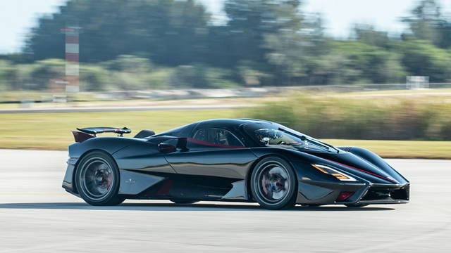 La SSC Tuatara batte il record di velocità - alVolante.it