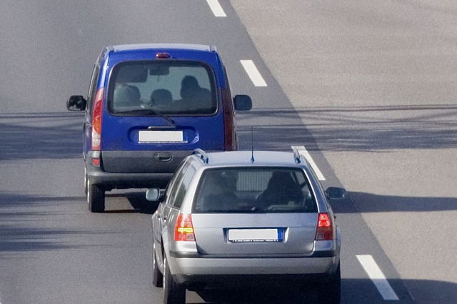 Distanza di sicurezza: calcolo, formula e tabella. Cosa dice il Codice ... Distanza di sicurezza: calcolo, formula e tabella. Cosa dice il Codice ...
