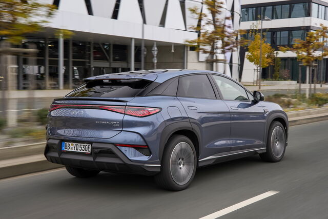 BYD Sealion 7 prova, scheda tecnica, recensioni, opinioni e dimensioni 91.3 kWh Excellence AWD ...