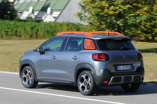 Prova Citroën C3 Aircross scheda tecnica opinioni e dimensioni 1.6 ...
