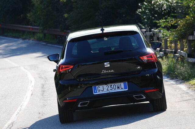 Prova Seat Ibiza scheda tecnica, recensioni, opinioni e dimensioni 1.0 EcoTSI 110 CV FR DSG ...