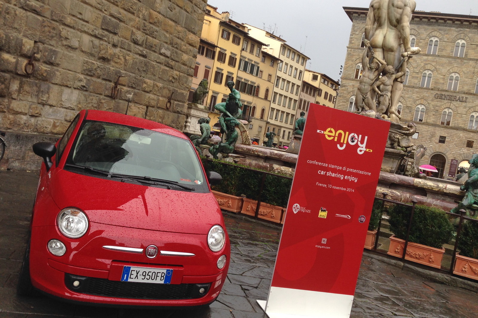 Foto - Il car sharing Enjoy arriva a Firenze